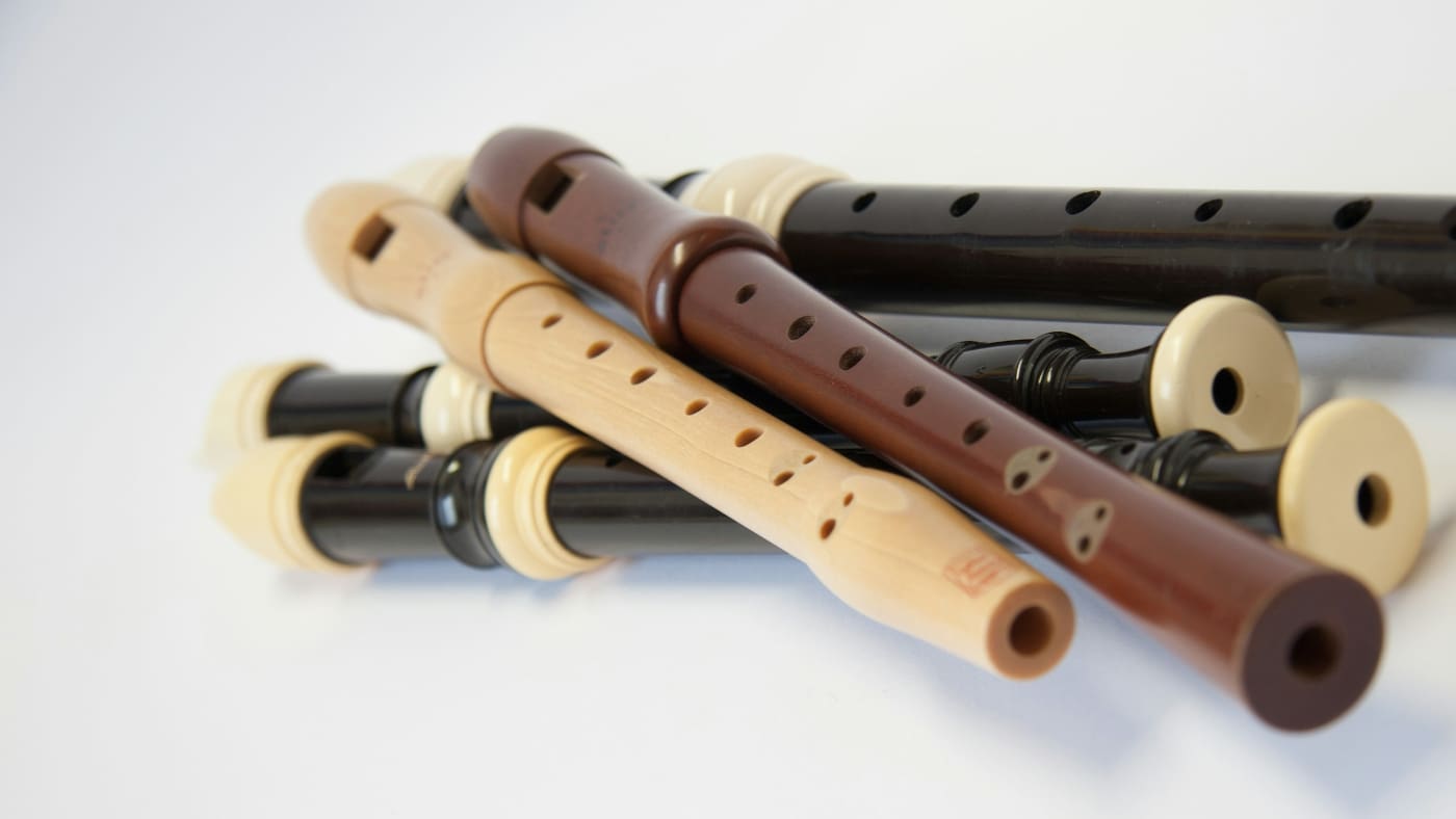 Facili ma iconiche: le migliori canzoni da imparare al flauto dolce ...